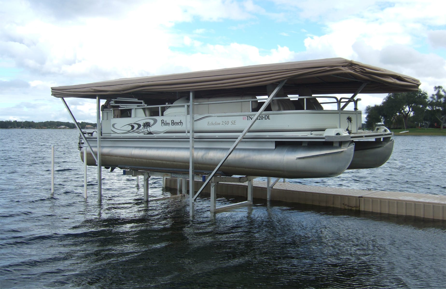 Pontoon / Deck Boat Covers - The Touchless Cover®